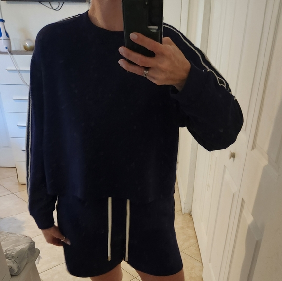 Elie Tahari | Other | Elie Tahari | Poshmark